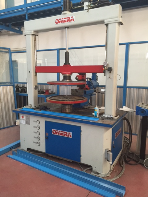 Trimming and Flanging Machine Omera R1000 HY | SIDICOM GROUP S.R.L.