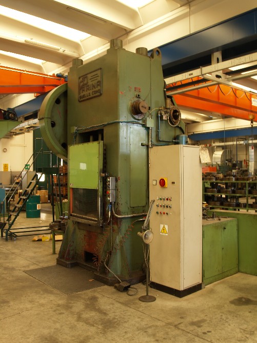 Pressa Farina 700 ton | SIDICOM GROUP S.R.L.