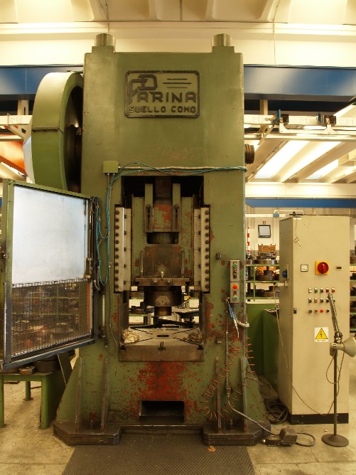 Pressa Farina 700 ton | SIDICOM GROUP S.R.L.