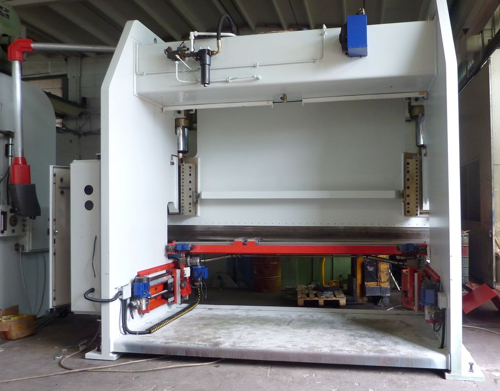 Pressa Piegatrice CMP 4200 x 400 ton | SIDICOM GROUP S.R.L.