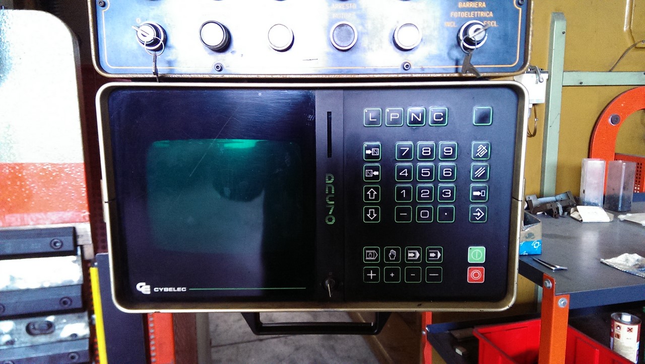 Piegatrice Somo SPS 2500 x 40 ton | SIDICOM GROUP S.R.L.